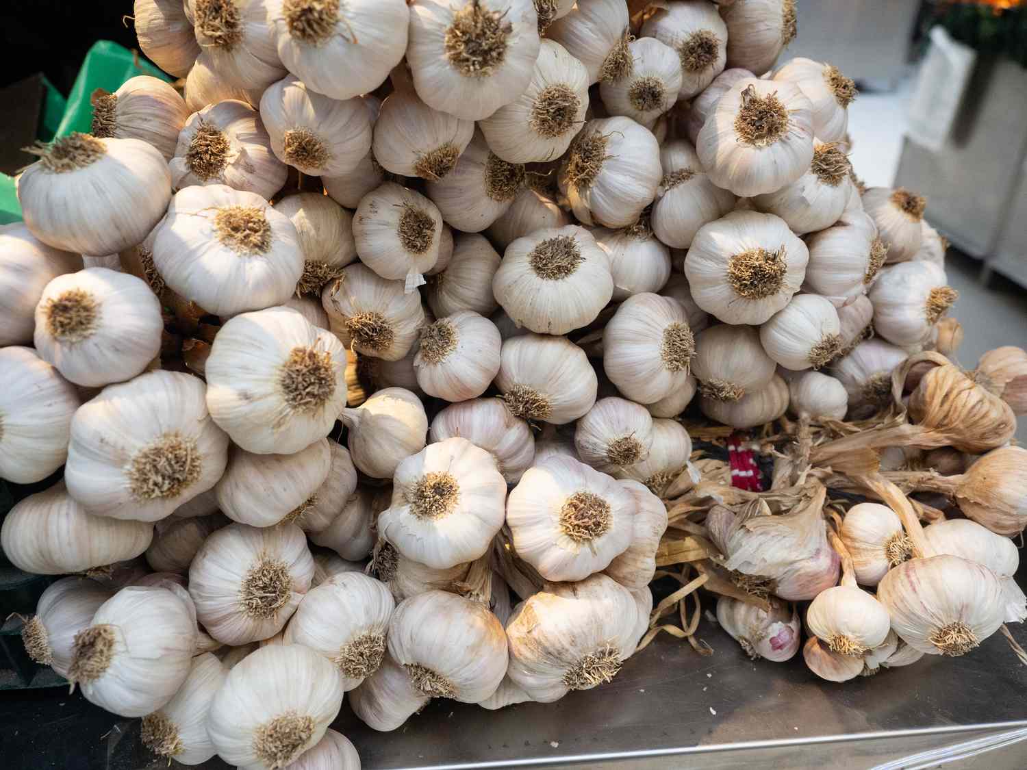 10 Amazing Health Benefits of Garlic - Dr. Barbara Health